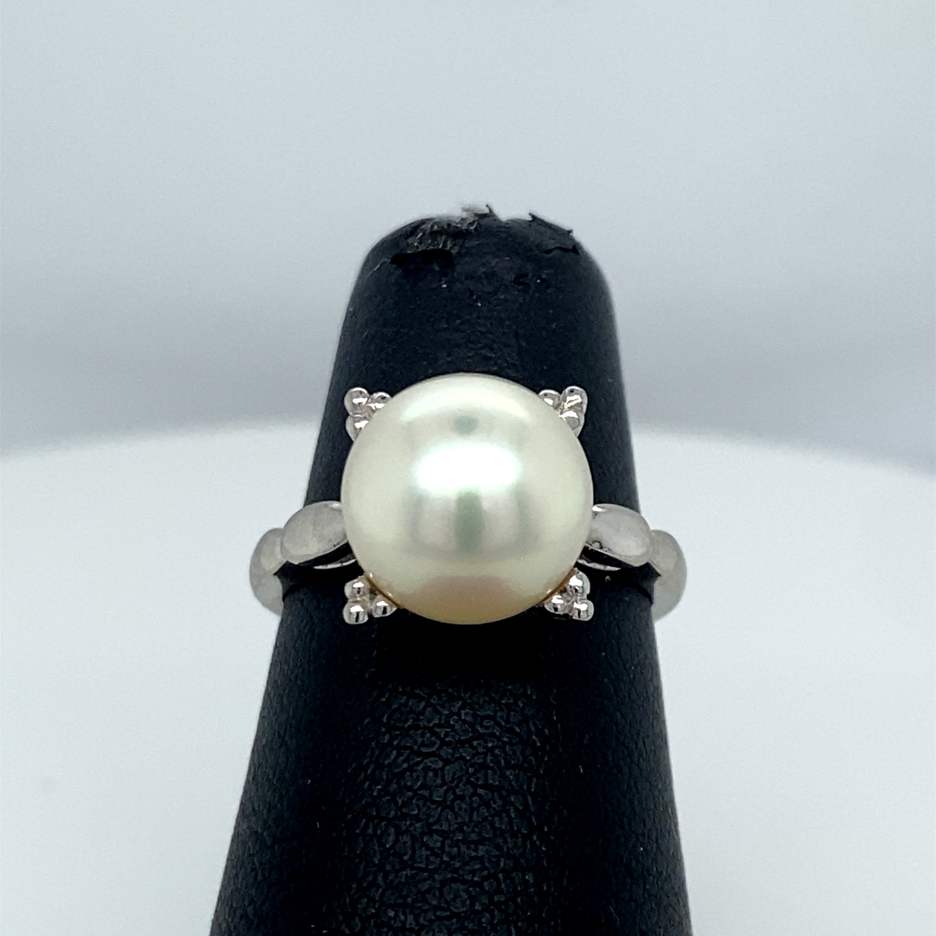 Mikimoto Pearl Ring